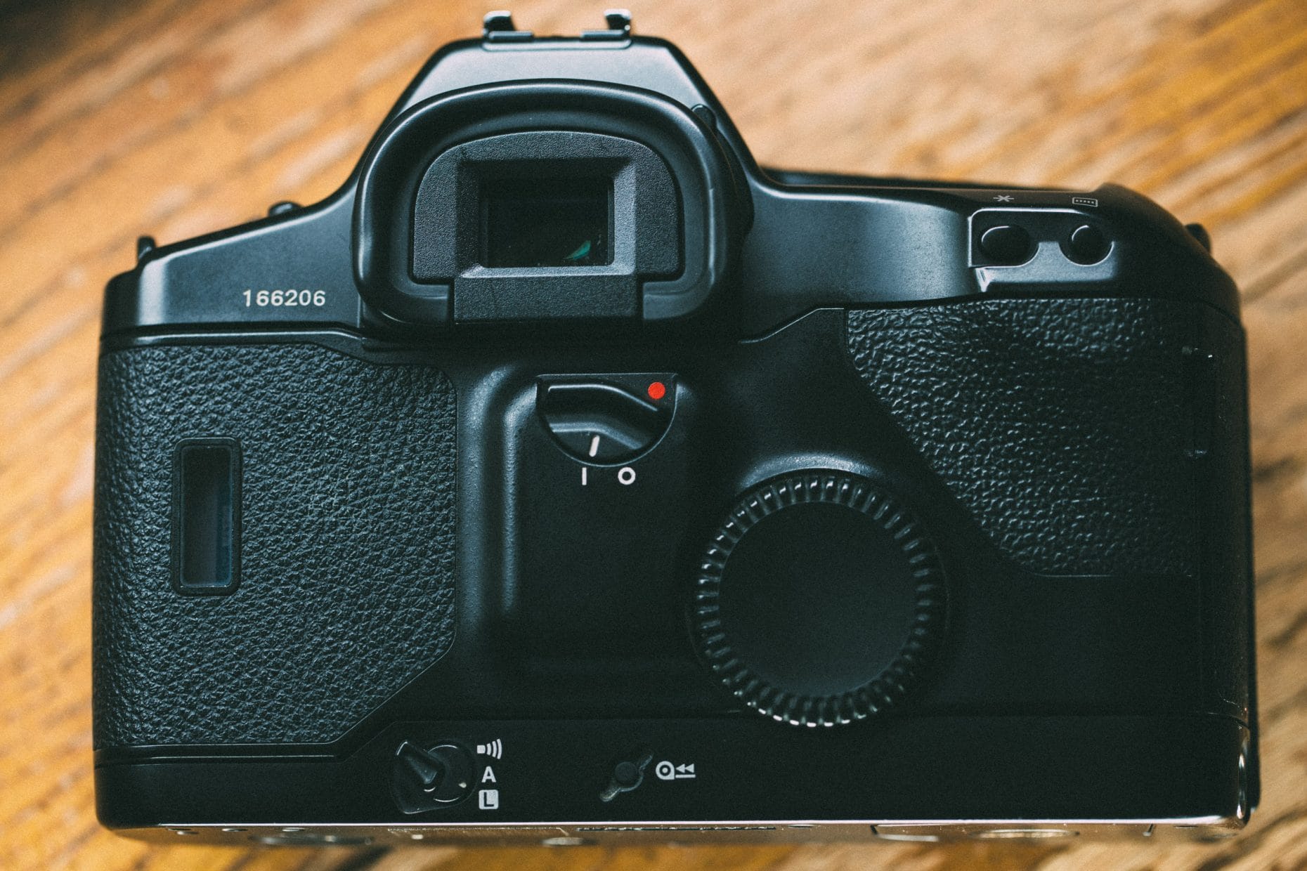 Canon EOS-1N Camera Review • scott locklear